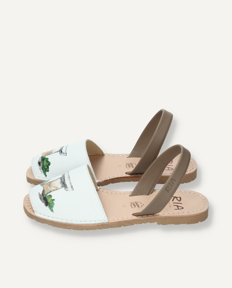Women's Abarcas Painted Talayot